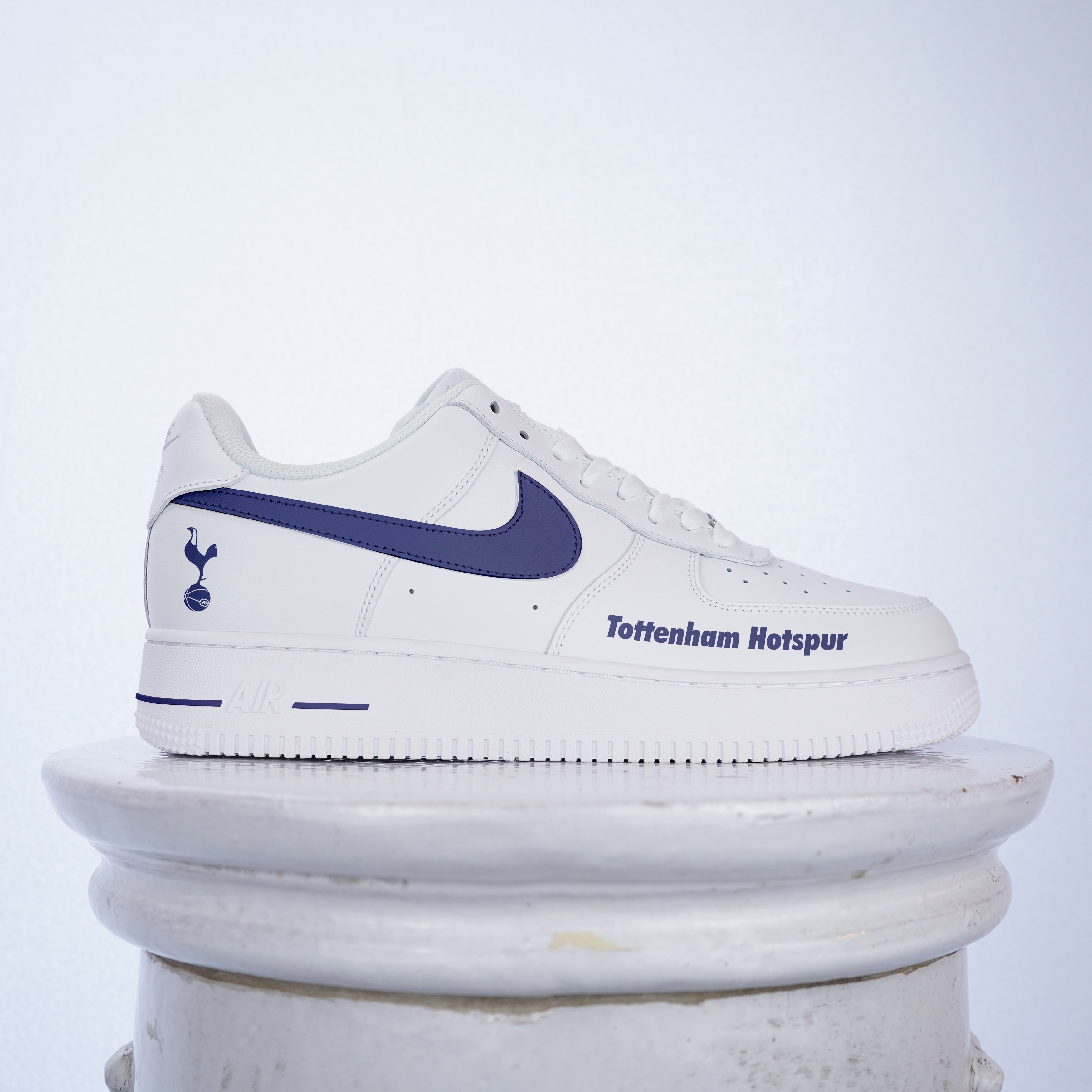 Custom AF1 "Tottenham Hotspur" Sneaker kaufen